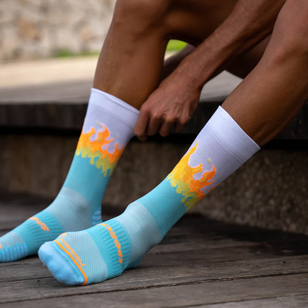 Sporcks Flames Crew Running Socks - Hot Fire/White – The Running Outlet